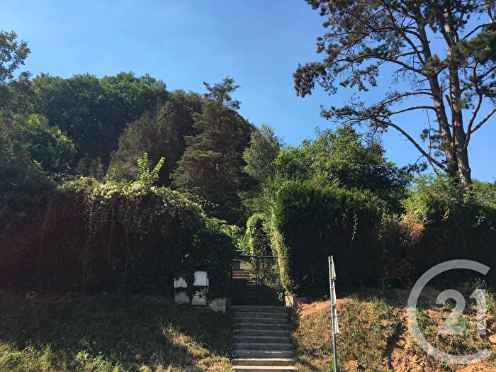 Maison 2 pièces à Villiers-le-Bâcle, à vendre