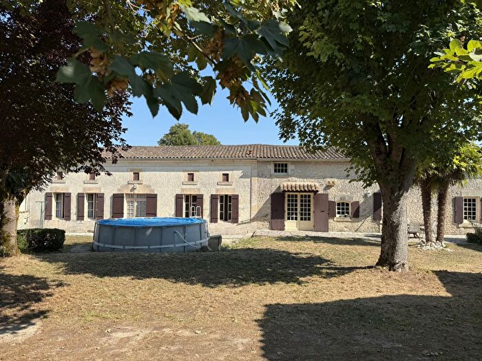 Saint-Maigrin - Maison 5 pièces à vendre