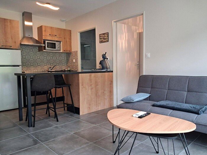 Appartement 1 pièce à louer - Vaux-en-Bugey