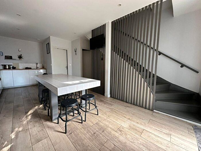 Cusset, Villeurbanne - Appartement 9 pièces à louer