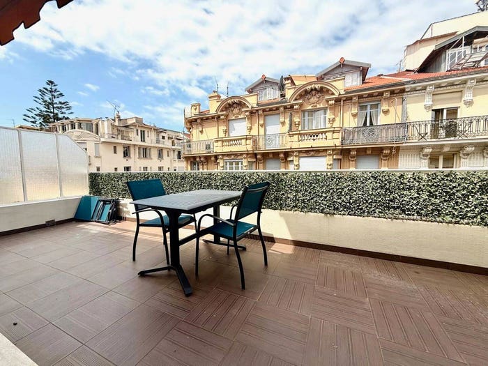Appartement 2 pièces à louer - Carré d'Or, Nice