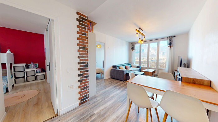 Appartement à vendre - Sassenage - 4 pièces - 3 chambres