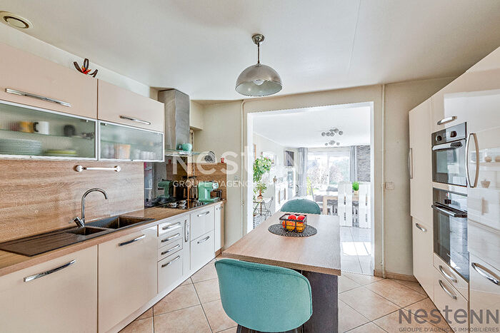 Maison à vendre - Ploufragan - 5 pièces - 3 chambres