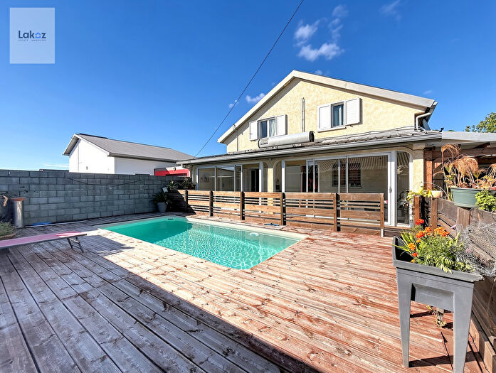 Maison 6 pièces à Saint-Denis, La Bretagne, Sainte-Clotilde, à vendre