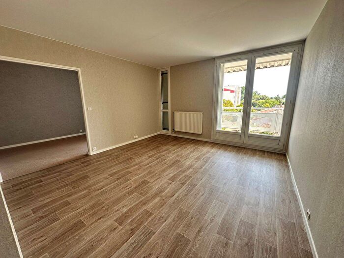 Appartement 4 pièces à Cognac, à louer