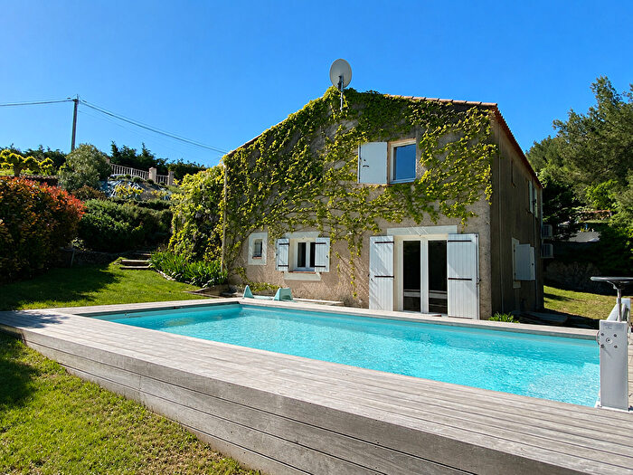 Maison 6 pièces à louer - Saint-Savournin