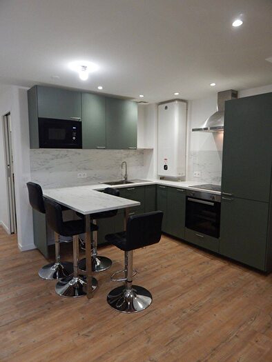 Appartement à louer - Meximieux - 2 pièces - 1 chambre