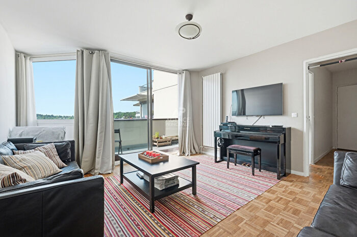 Saint-Germain-en-Laye, Coteaux du Bel-Air, Maison-Verte : Appartement 5 pièces à vendre