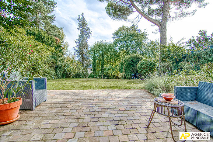 Maison 7 pièces à Versailles, Montreuil, à vendre