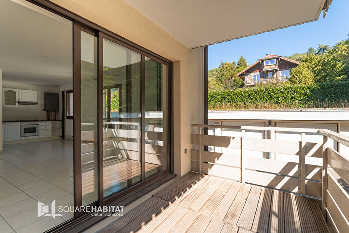 Appartement à vendre - Lucinges - 3 pièces - 2 chambres