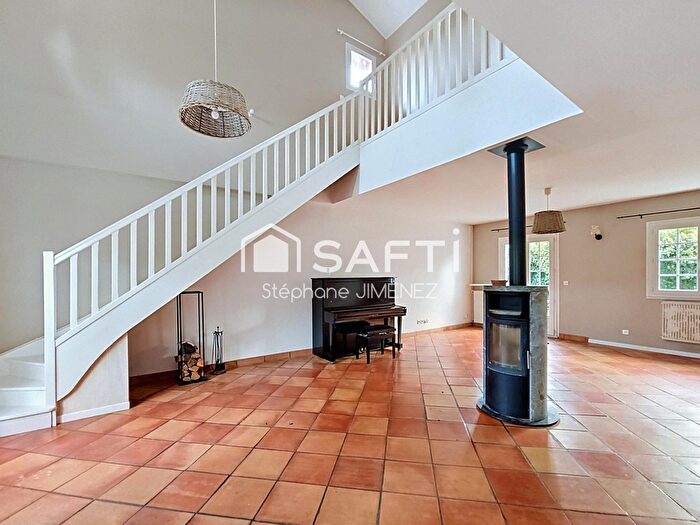 Sainte-Eulalie : Maison 6 pièces à vendre