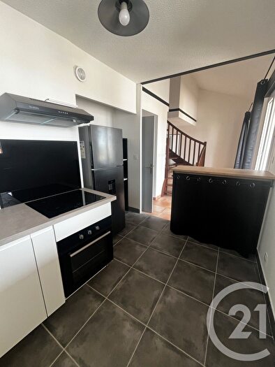 Appartement à louer - Pamiers, Centre-ville, Mercadal, Villeneuve - 4 pièces - 2 chambres