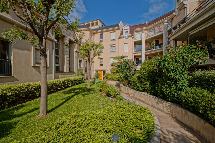 Maisons-Laffitte, Ouest : Appartement 1 pièce à louer