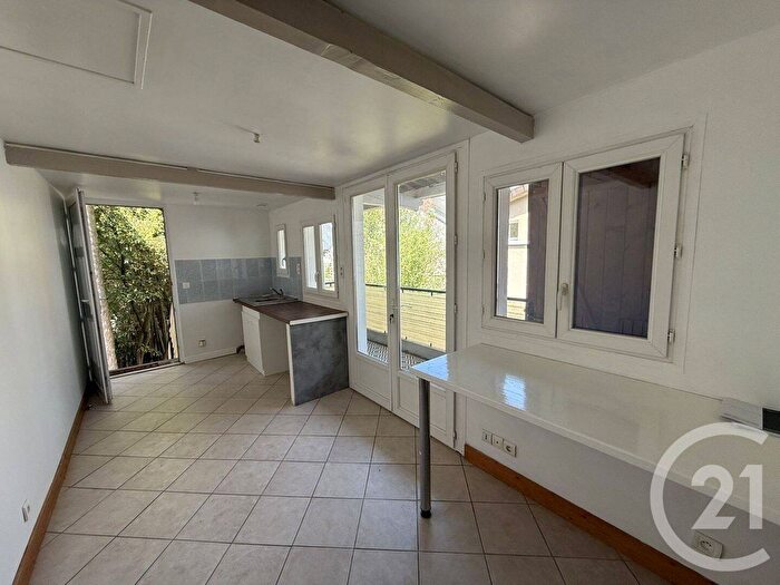 Nemours : Appartement 2 pièces à louer