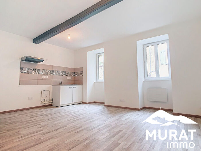 Maison à louer - Laps - 5 pièces - 3 chambres