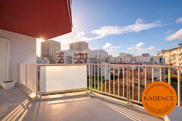 Appartement 3 pièces à Quartiers Sud-Ouest, Alma, à vendre
