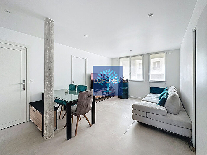 Appartement à vendre - Brétigny-sur-Orge, Centre-ville - 4 pièces - 3 chambres