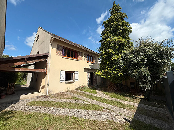 Maison à vendre - Trappes, La Boissière - 6 pièces - 4 chambres