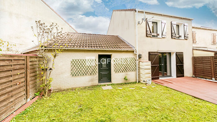 Maison à vendre - Pontault-Combault - 5 pièces - 3 chambres