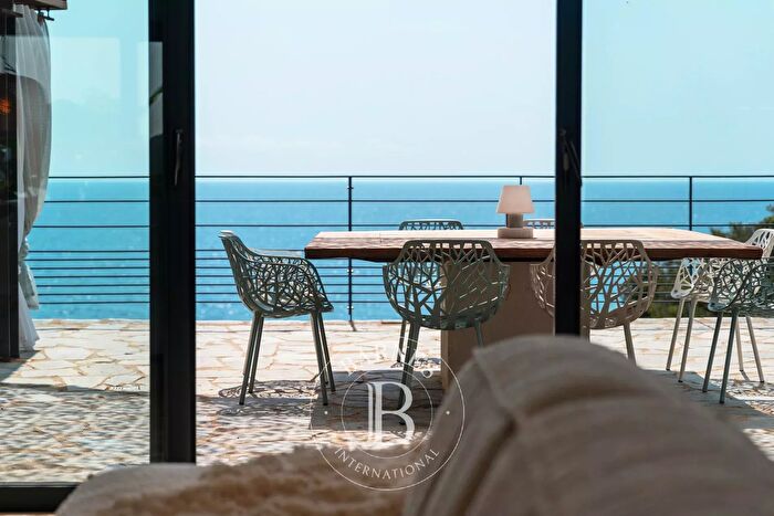 Brando : Maison 10 pièces à vendre