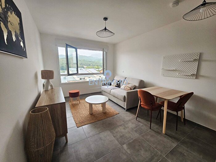 Appartement 1 pièce à louer - Laurier-Les Charmettes, Chambéry