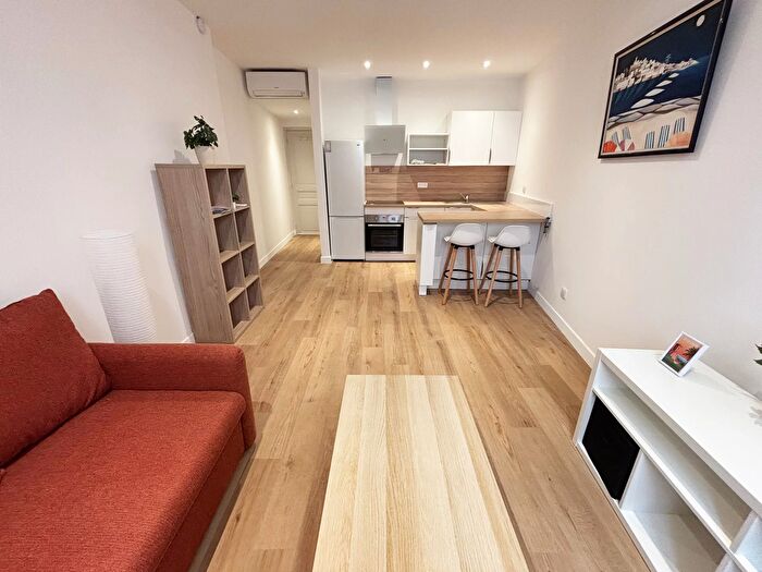 Le Cannet, Centre-ville - Appartement 2 pièces à louer