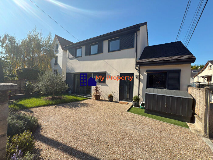 Maison à vendre - Houilles, Le Réveil-Matin - 5 pièces - 3 chambres