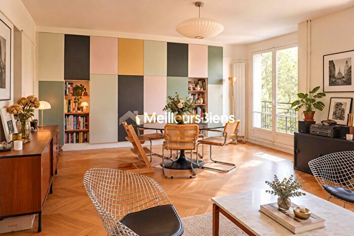 Appartement 3 pièces à vendre à Paris 19ème, Buttes Chaumont, Laumière, Manin