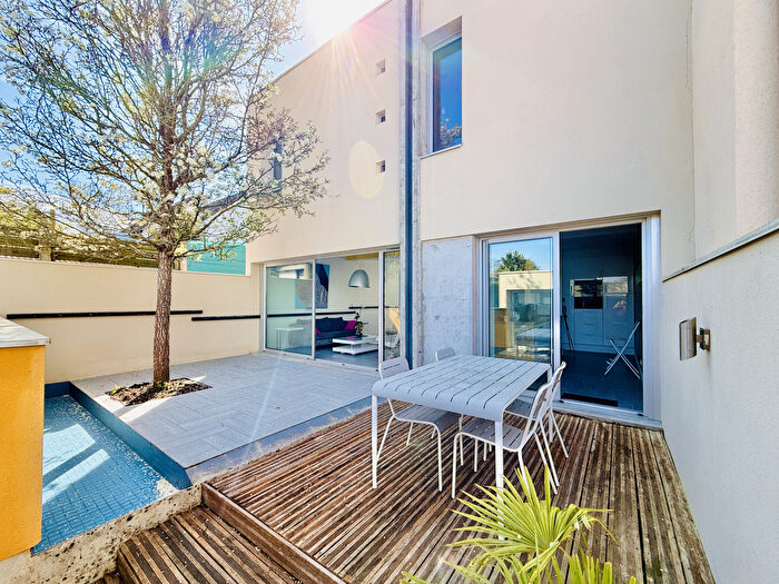 Maison 5 pièces à vendre - Saint-Ouen-lAumône, Eglise