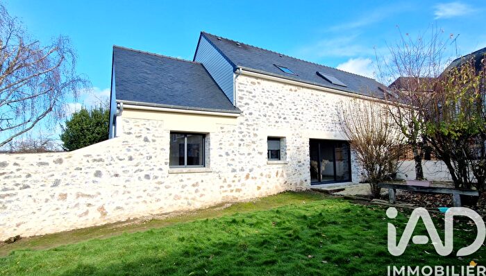 Maison à vendre - Louverné - 6 pièces - 4 chambres