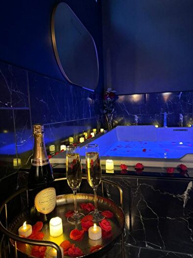 Appartement à vendre - Cherbourg-Octeville, Centre-ville - 2 pièces - 1 chambre