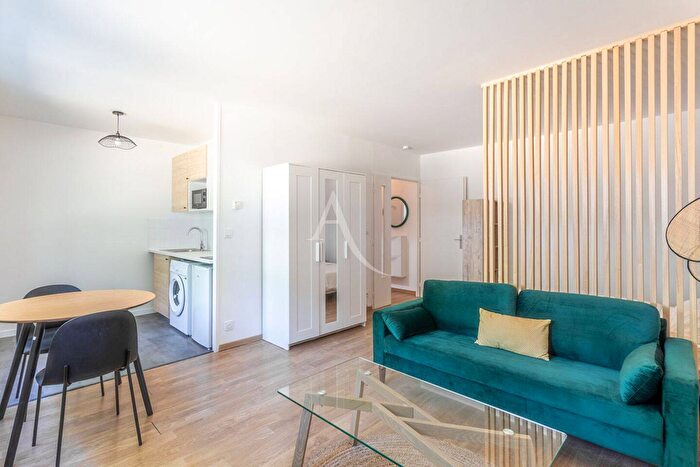 Appartement à louer - Gazonfier-Espal, Le Mans - 1 pièce