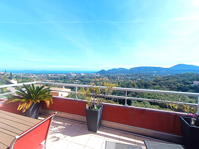 Appartement à vendre - Mandelieu-la-Napoule, Les Termes - 2 pièces - 1 chambre