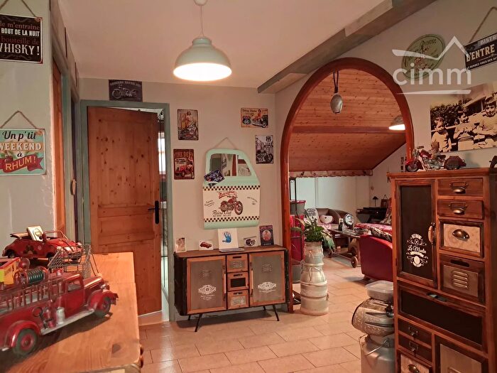 Appartement 3 pièces à Saint-Pierre-d'Allevard, à vendre