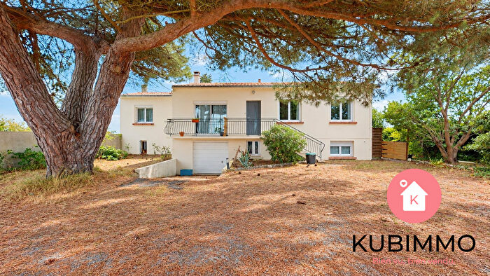Maison 7 pièces à vendre à Saint-Vincent-sur-Jard
