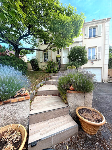 Maison 6 pièces à vendre - Fontenay-le-Fleury, Sables, Démènerie