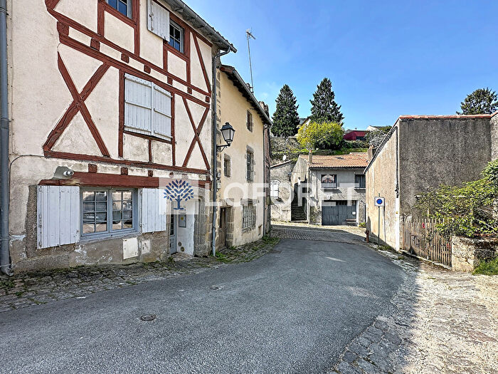 Maison à vendre - Parthenay - 4 pièces - 2 chambres