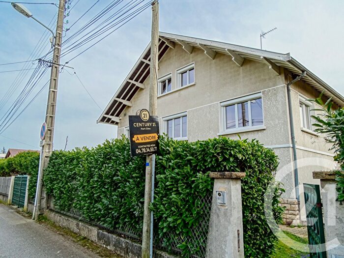 Maison à vendre - Meyzieu, Nord Ouest - 10 pièces - 8 chambres