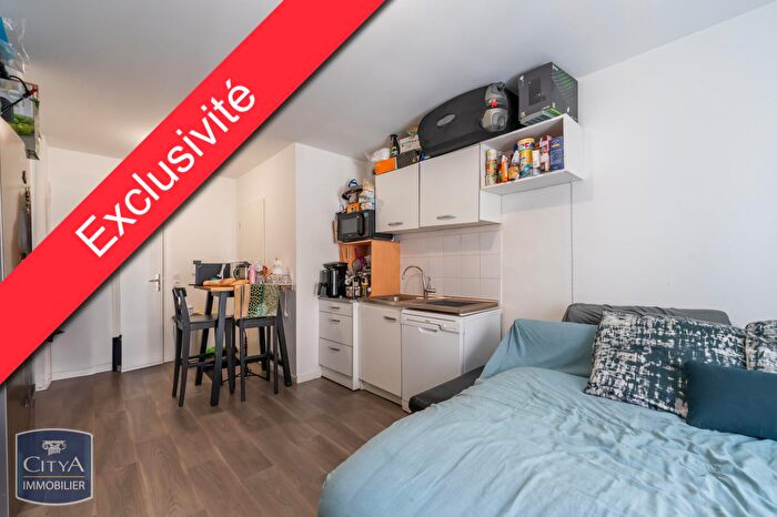 Appartement 1 pièce à Bobigny, Pont de Pierre, à vendre