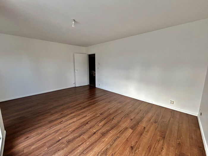 Appartement à vendre - Orléans, La Cigogne - 4 pièces - 3 chambres