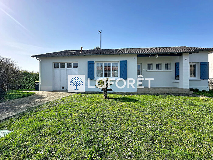 Maison à vendre - Cerizay - 5 pièces - 3 chambres