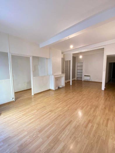 Centre-ville, Victor Hugo, Grenoble : Appartement 2 pièces à louer