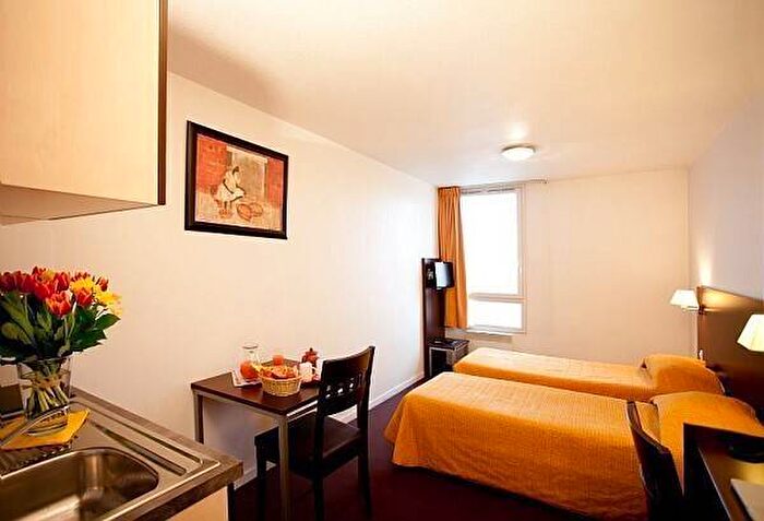 Pleyel, Saint-Denis : Appartement 1 pièce à louer
