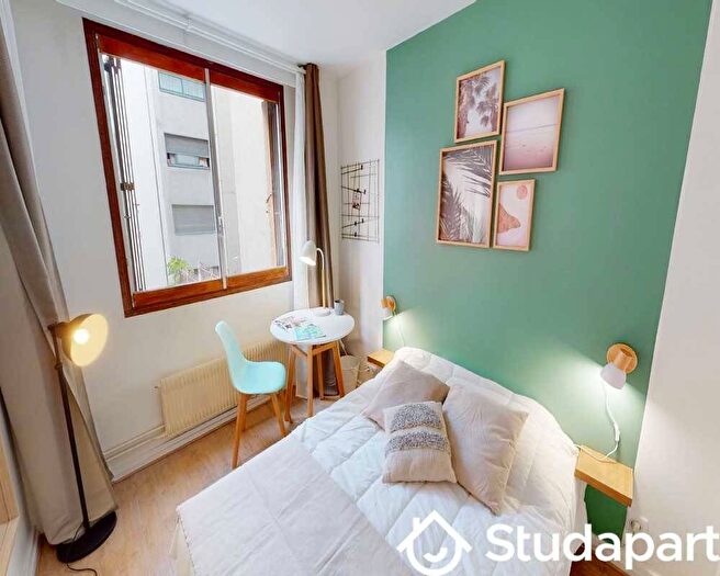 Appartement à louer - Alleray Procession, Paris ème arrondissement - 1 pièce - 1 chambre