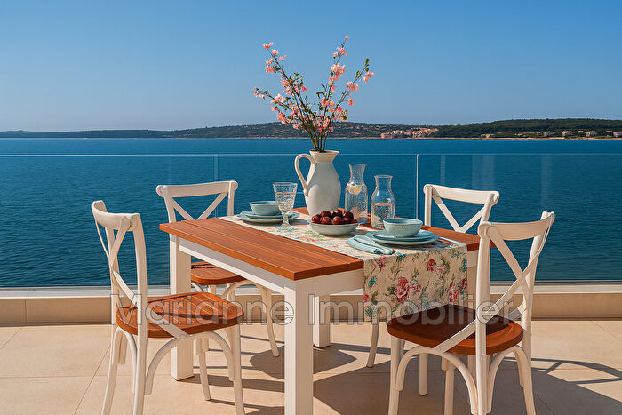 Appartement à vendre - Sète, Saint-Clair - 4 pièces - 3 chambres