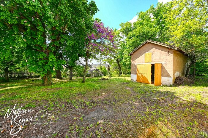 Maisons à vendre et appartements à louer - 1