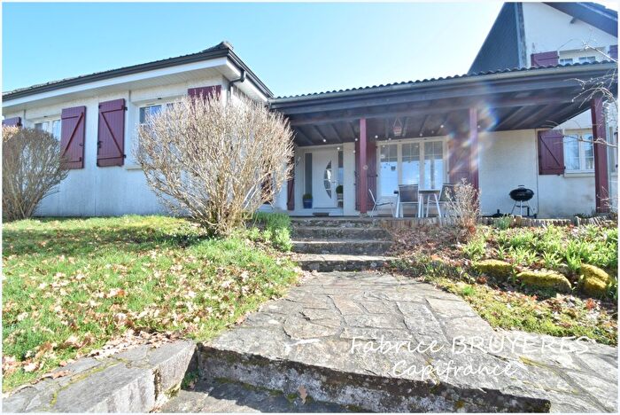 Maison à vendre - Ussel - 6 pièces - 4 chambres