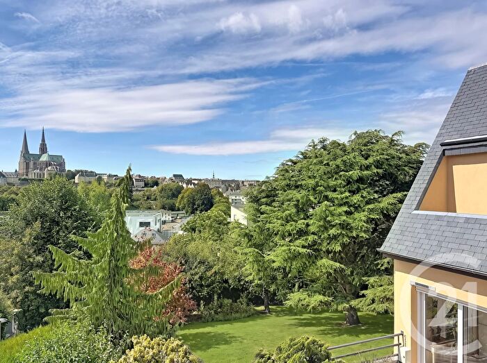 Maison 10 pièces à Chartres, Coteau d'Aboville, à vendre
