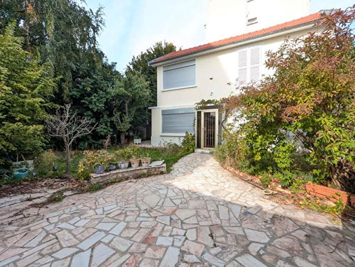 Maison à vendre - Fontenay-sous-Bois, Proche Bois de Vincennes, Rer A - 4 pièces - 2 chambres