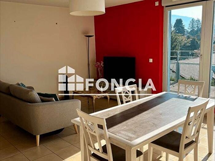 Appartement à louer - Chantemerle-Saint Pol, Aix-les-Bains - 3 pièces - 2 chambres